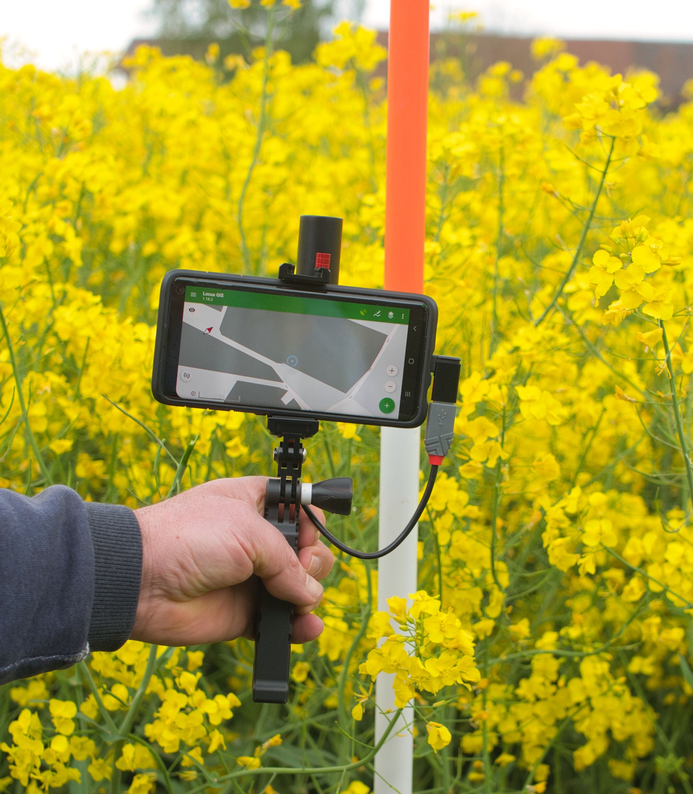 Grenzsteine finden mit GPS und Handy | GeoPos